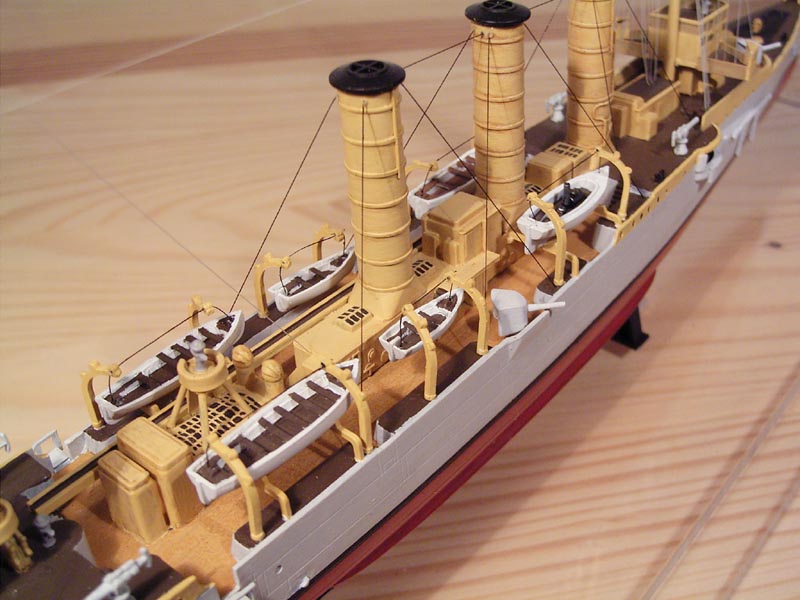 S.M.S Emden (Revell, 1:350)